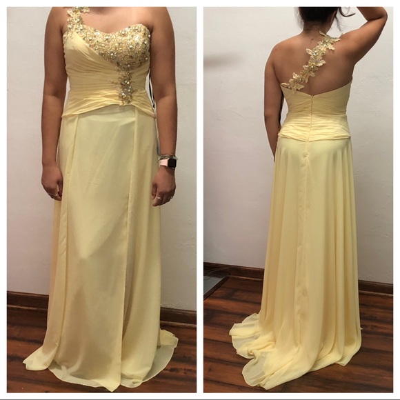 Alyce Designs | Dresses | Alyce Design Formal Prom Dress Pale Yellow ...